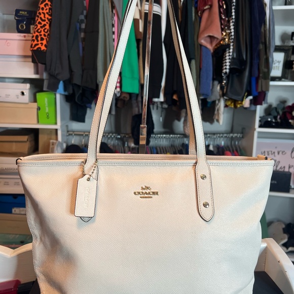 Coach | Bags | Coach Cream Leather Tote Bag | Poshmark